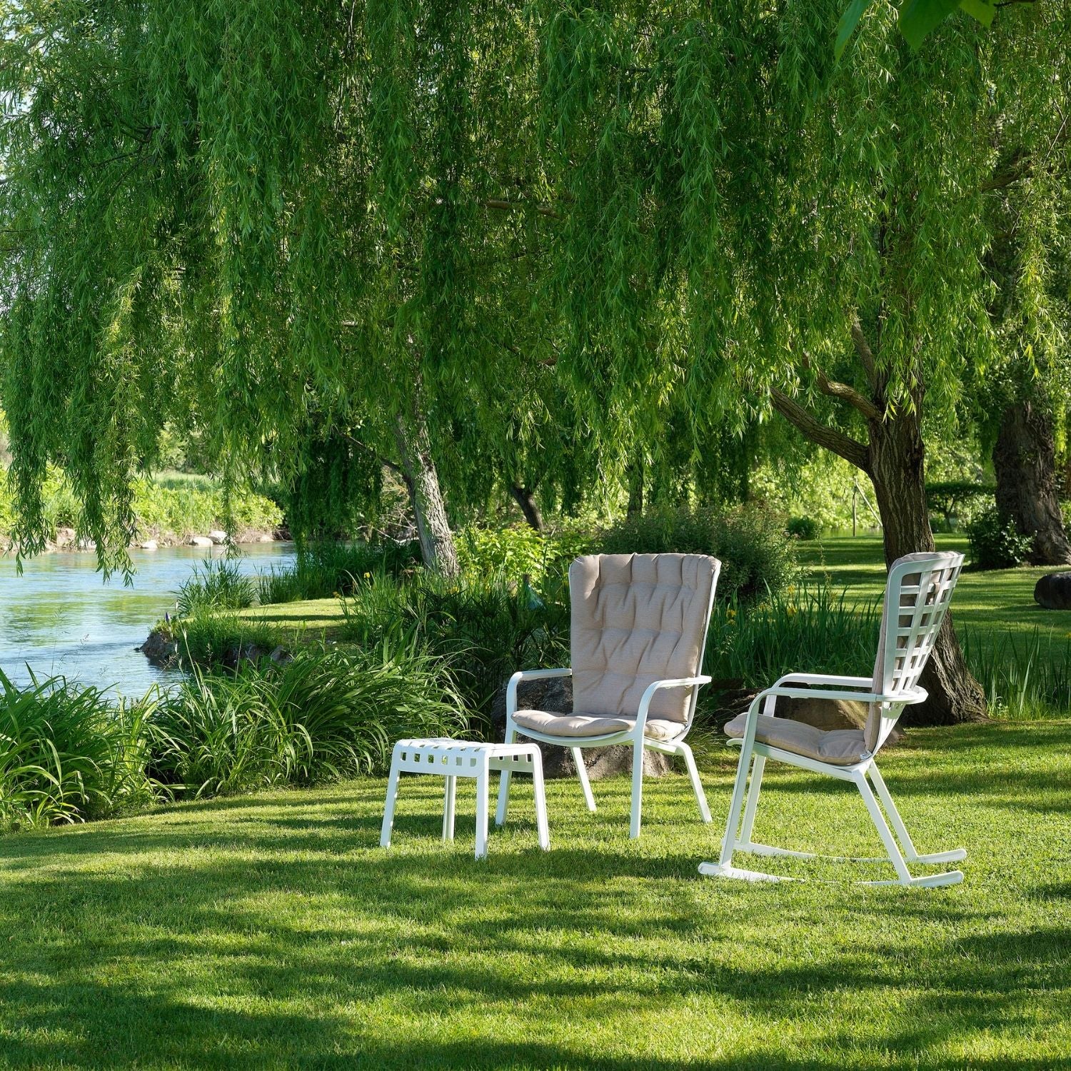 Nardi Folio Outdoor Resin Balcony Rocking Chair – Remarkable Outdoor Living