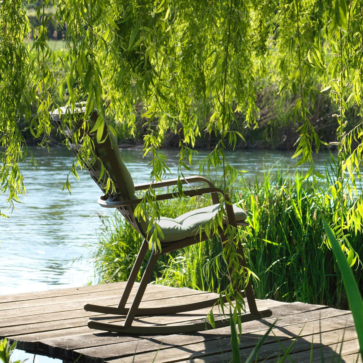 Nardi Folio Outdoor Resin Balcony Rocking Chair – Remarkable Outdoor Living