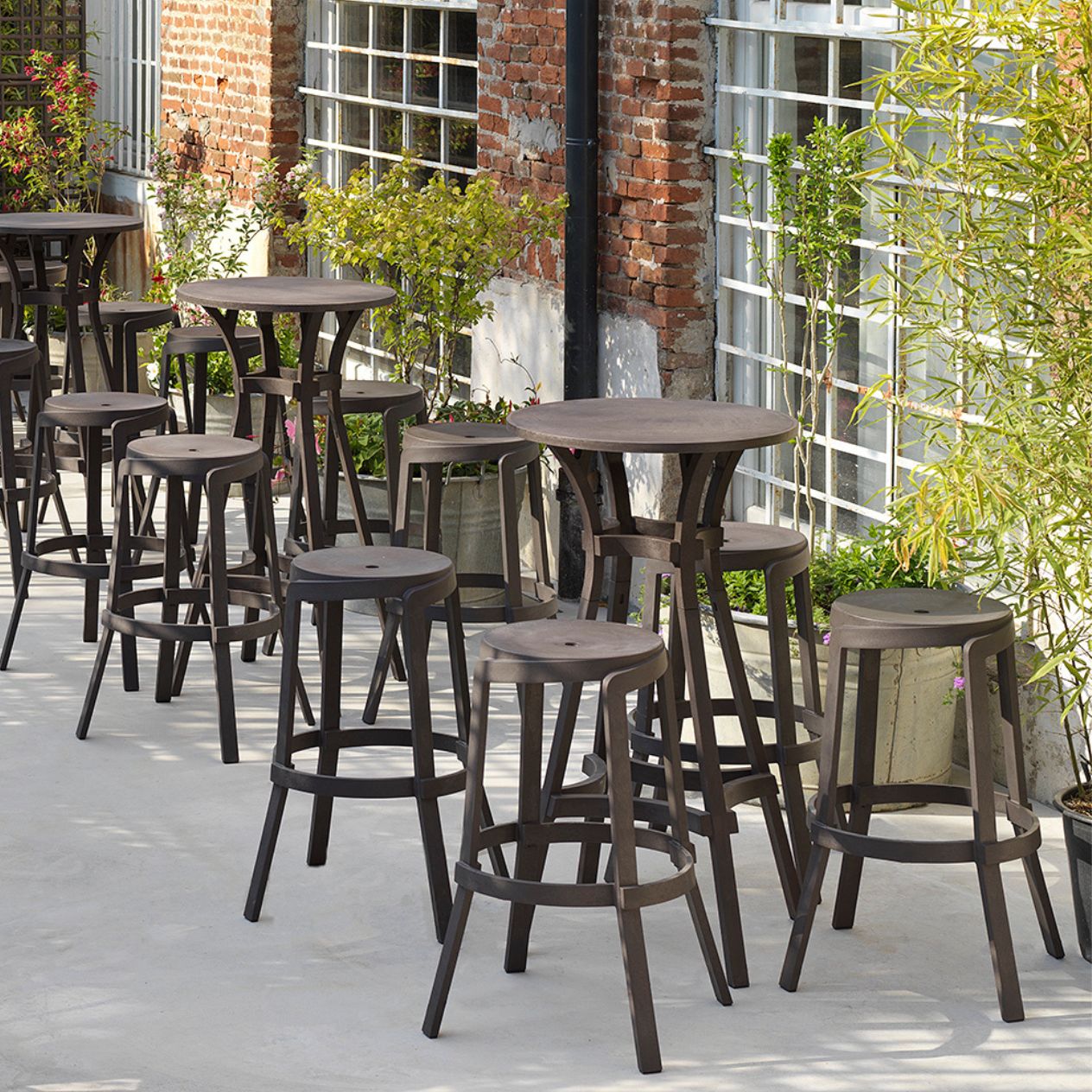 Nardi Stack Outdoor Resin Bar Stool – Remarkable Outdoor Living