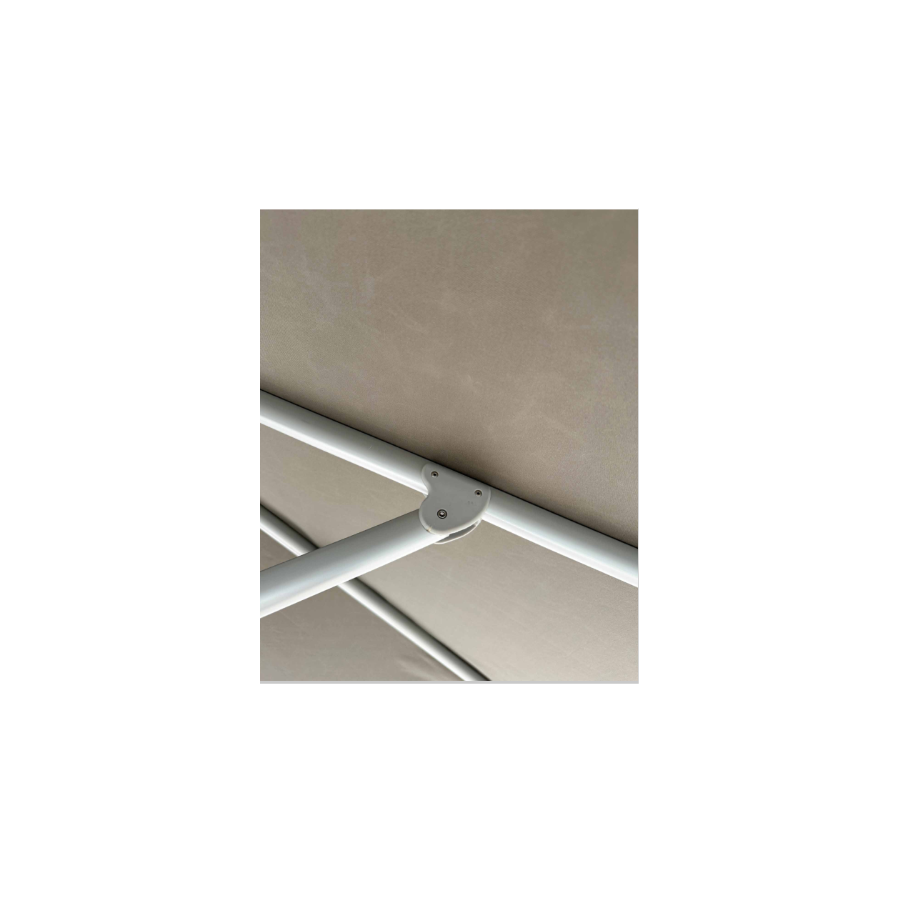 Eclipse Cantilever Umbrella 350 cm – Remarkable Outdoor Living