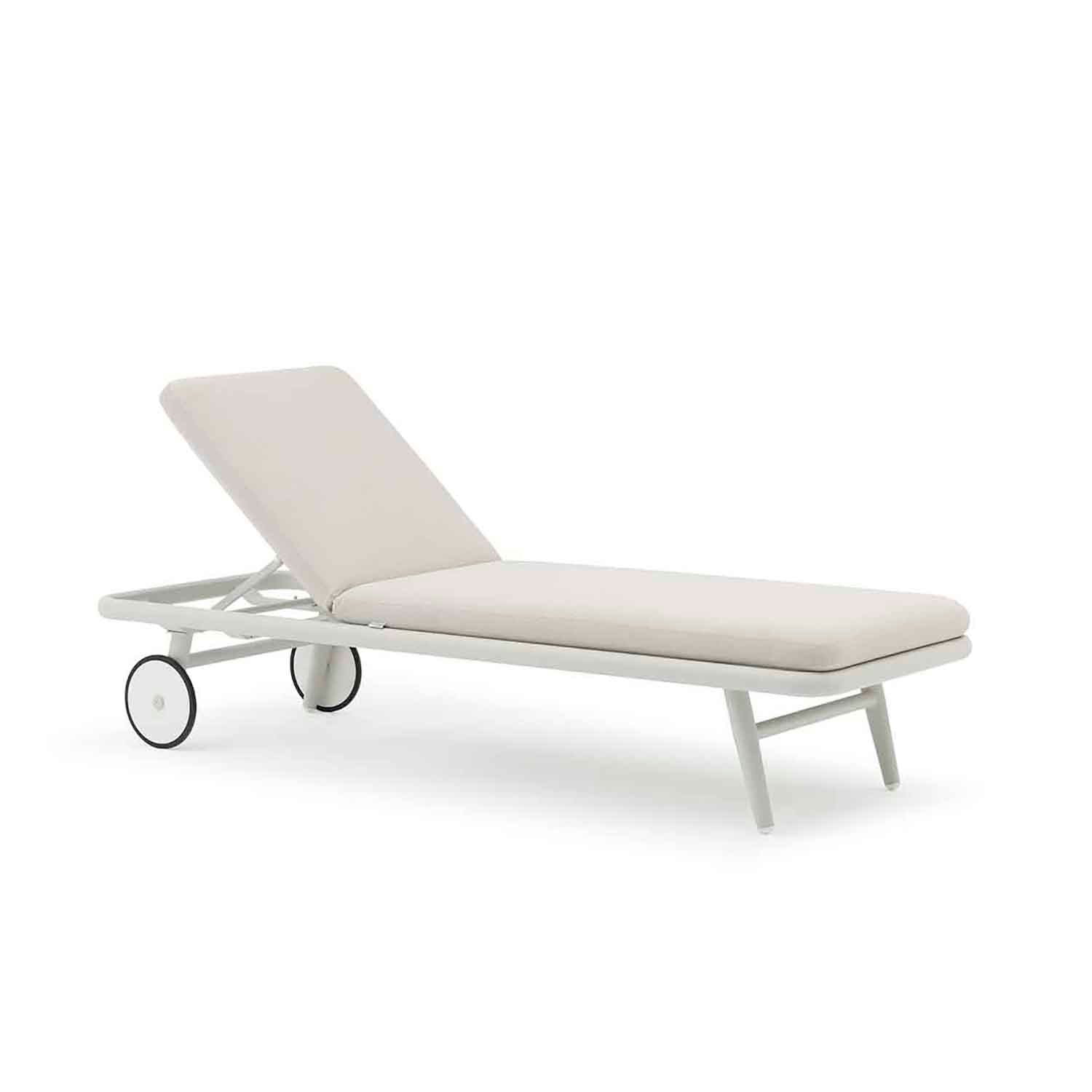 Sorrento Outdoor Aluminium Sun Lounger – Remarkable Outdoor Living